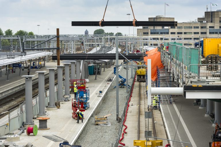 Hauptbahnhof Utrecht - Tiggelovend Kok